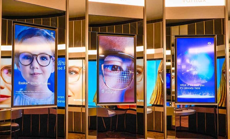 LCD Displays | Benefits And Use Case | Why Us - Engagis